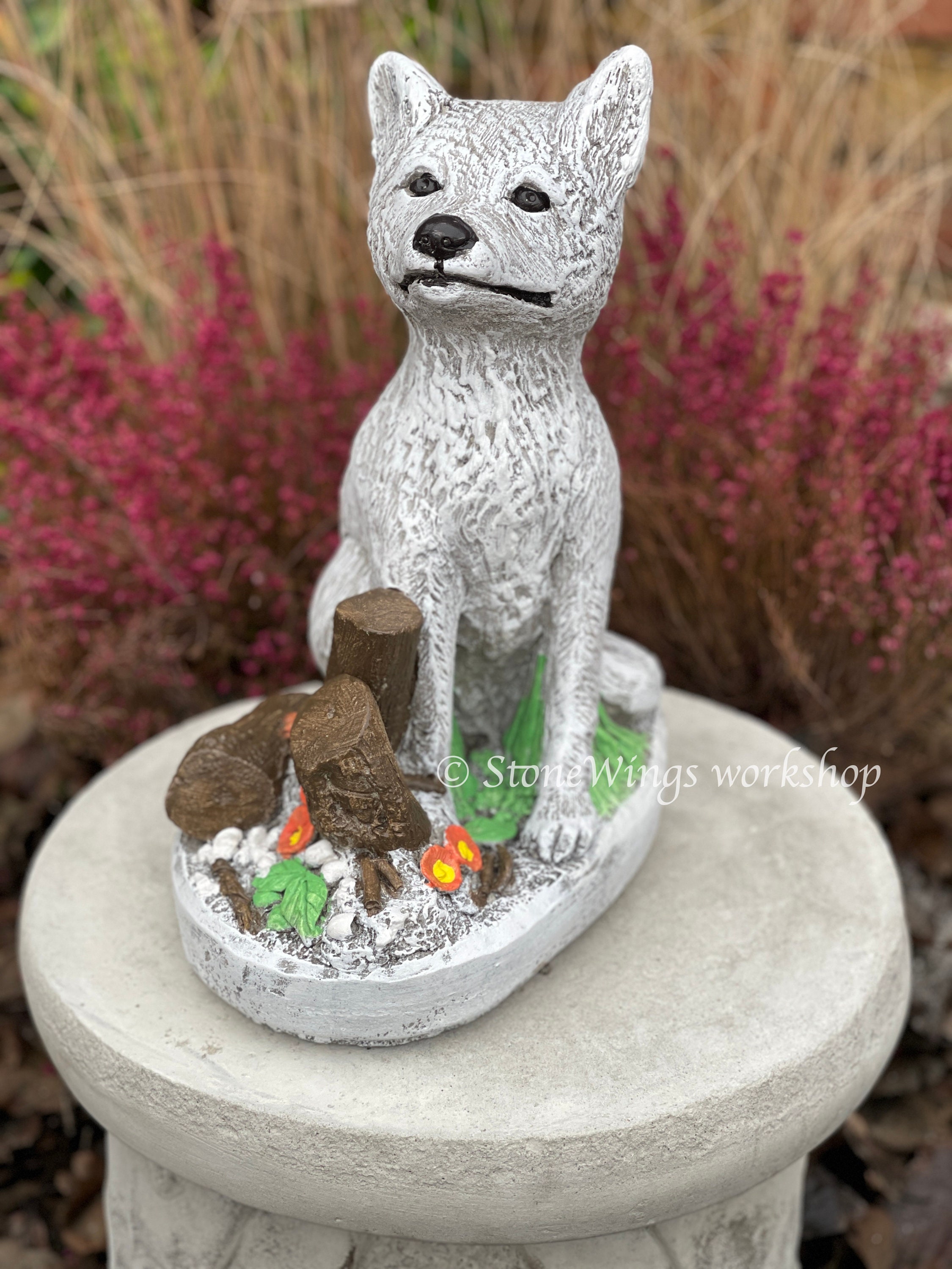 Sitting fox figurine Concrete fox sculpture Fairy garden fox Small ...