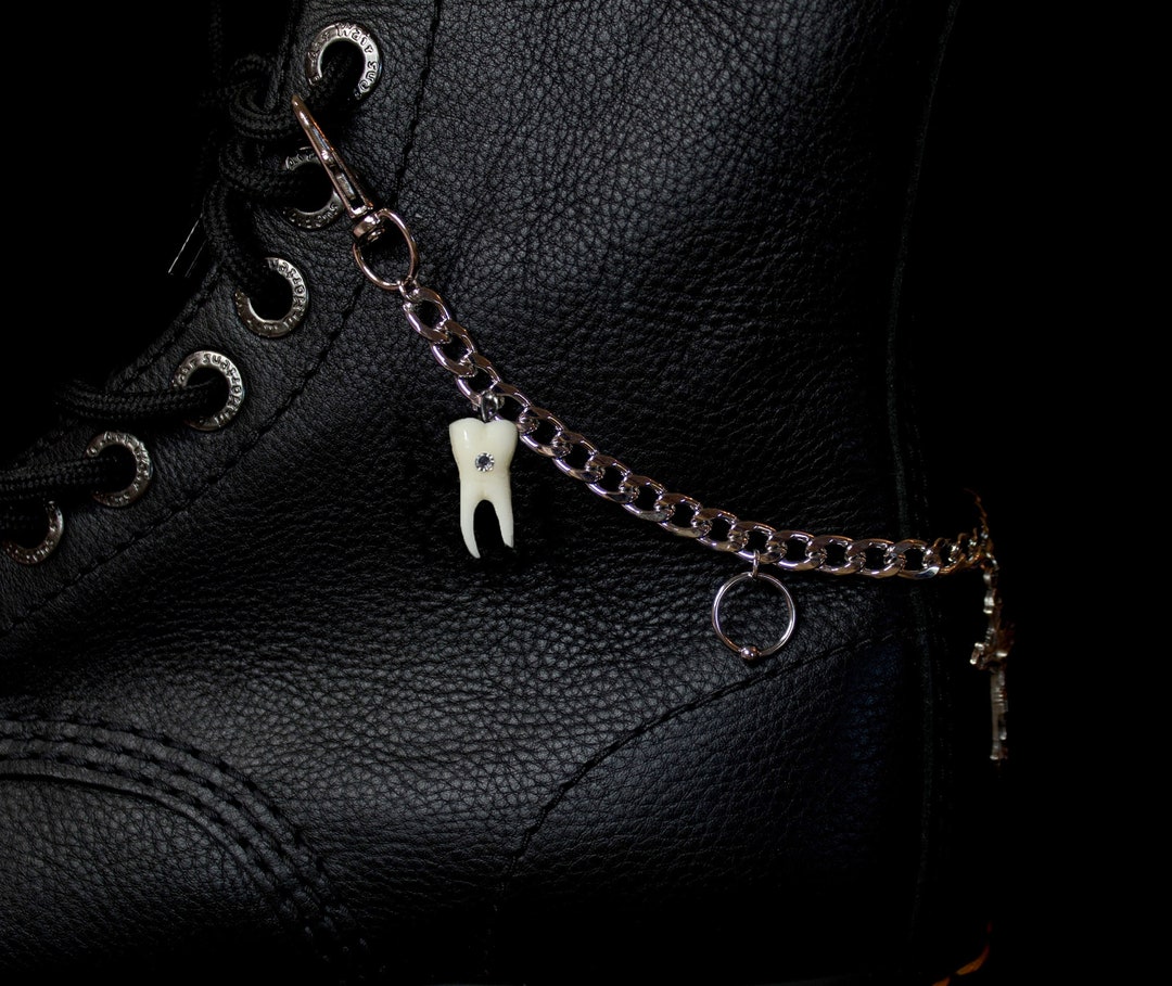 Snaggle Tooth Shoe Chain for Doc Martens or Combat Boots - Etsy