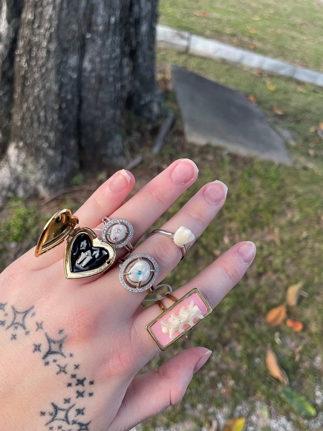 Loose Tooth Locket Ring - Etsy