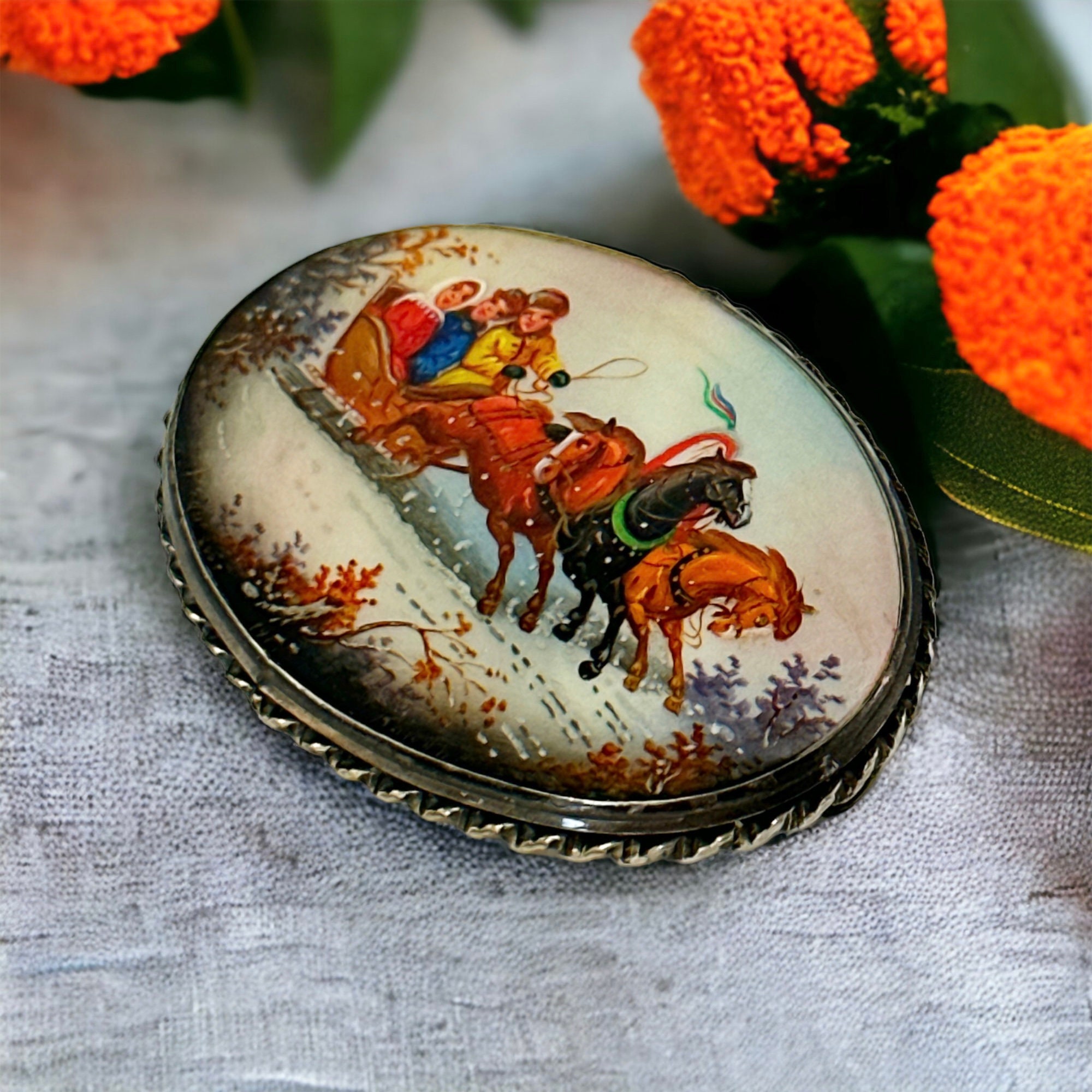 Vintage Russian Fedoskino Miniature Brooch Hand Painted on Mother of ...