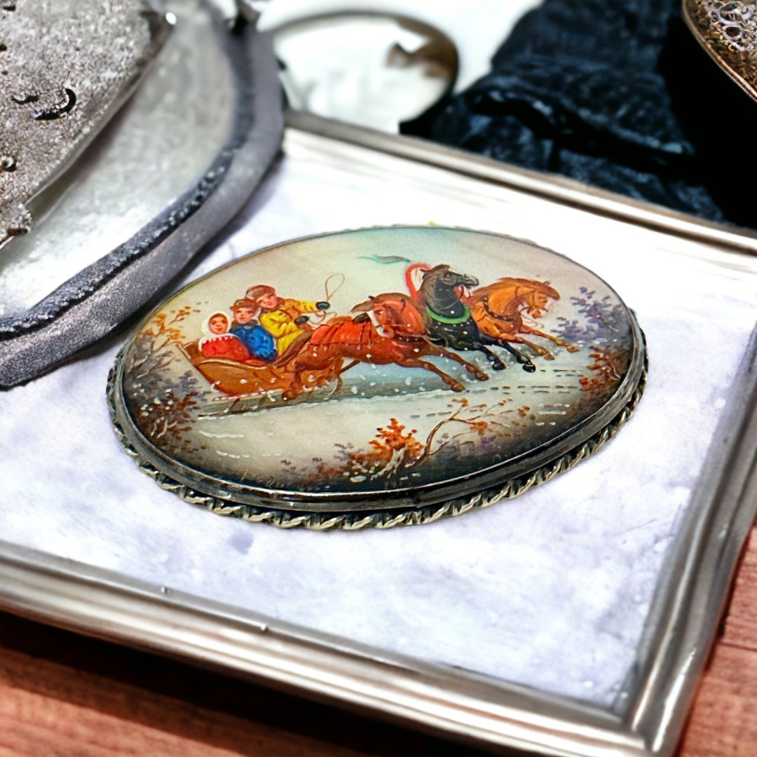Vintage Russian Fedoskino Miniature Brooch - Hand Painted on Mother of ...