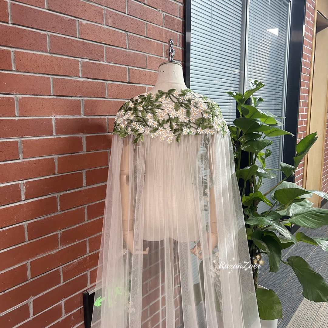 Green Leaves Lace Trim Shoulder Cape, Garden Leaves Wedding Cloak ...