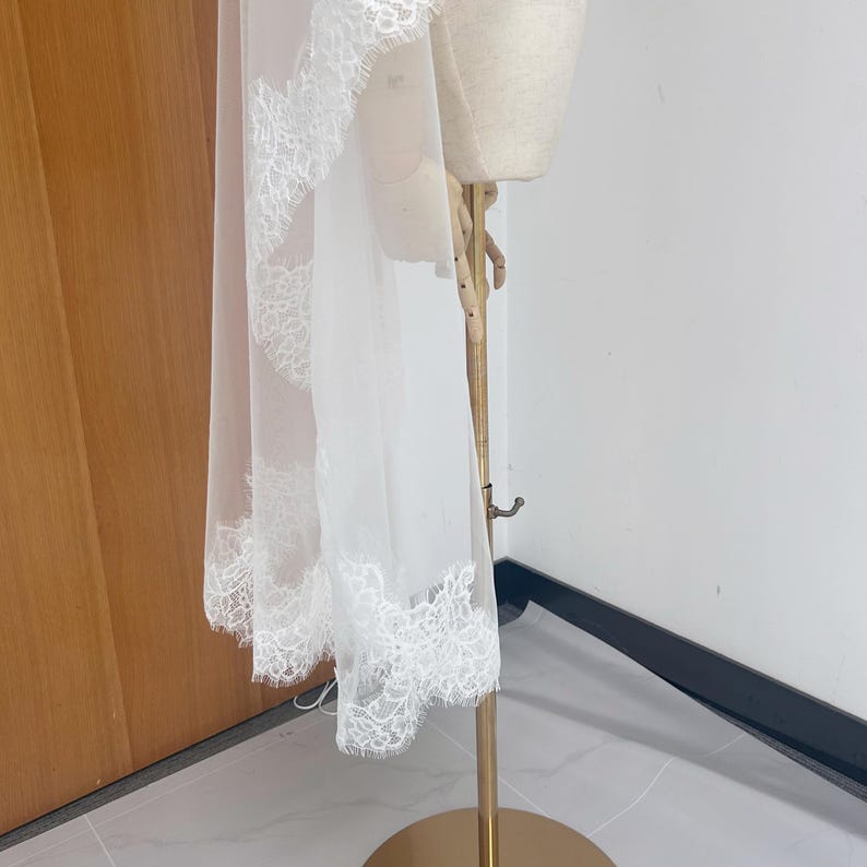 Lace Edge Bridal Veil, Mantilla Lace Wedding Veil, Lace Veil, Chantilly ...