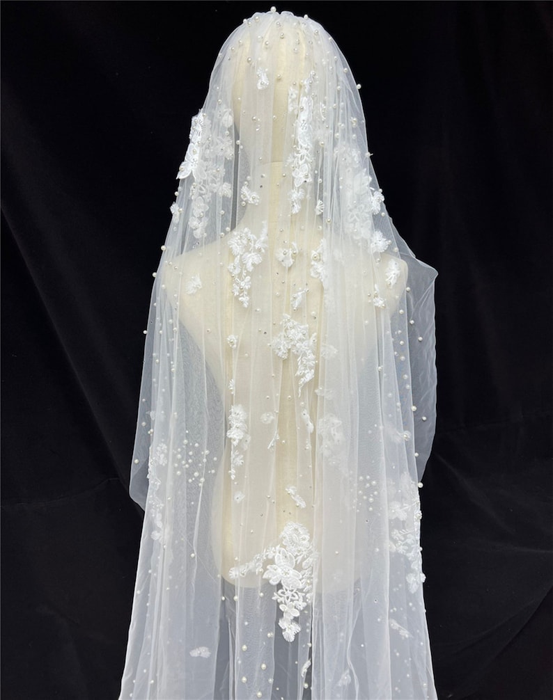 Beaded Lace Ivory Bridal Veil/ Flower Lace Pearls Wedding - Etsy