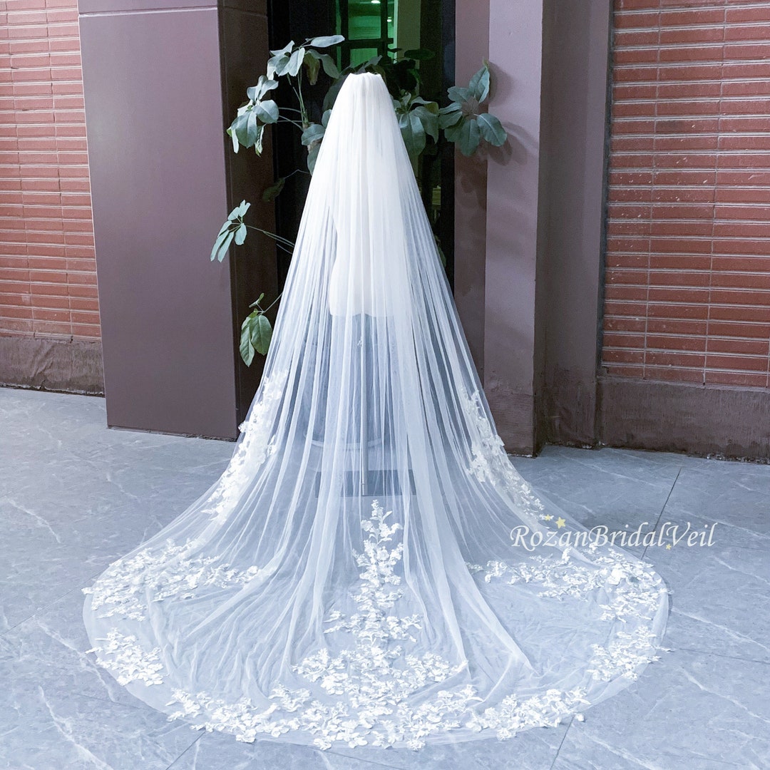Flowery Lace Veil/ivory Wedding Veil/white Bridal Veil/soft Tulle Veil ...