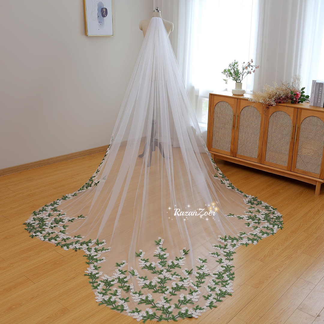 Forest Style Long Bridal Veil, Green Leaves Floral Trim Veil, Flower ...