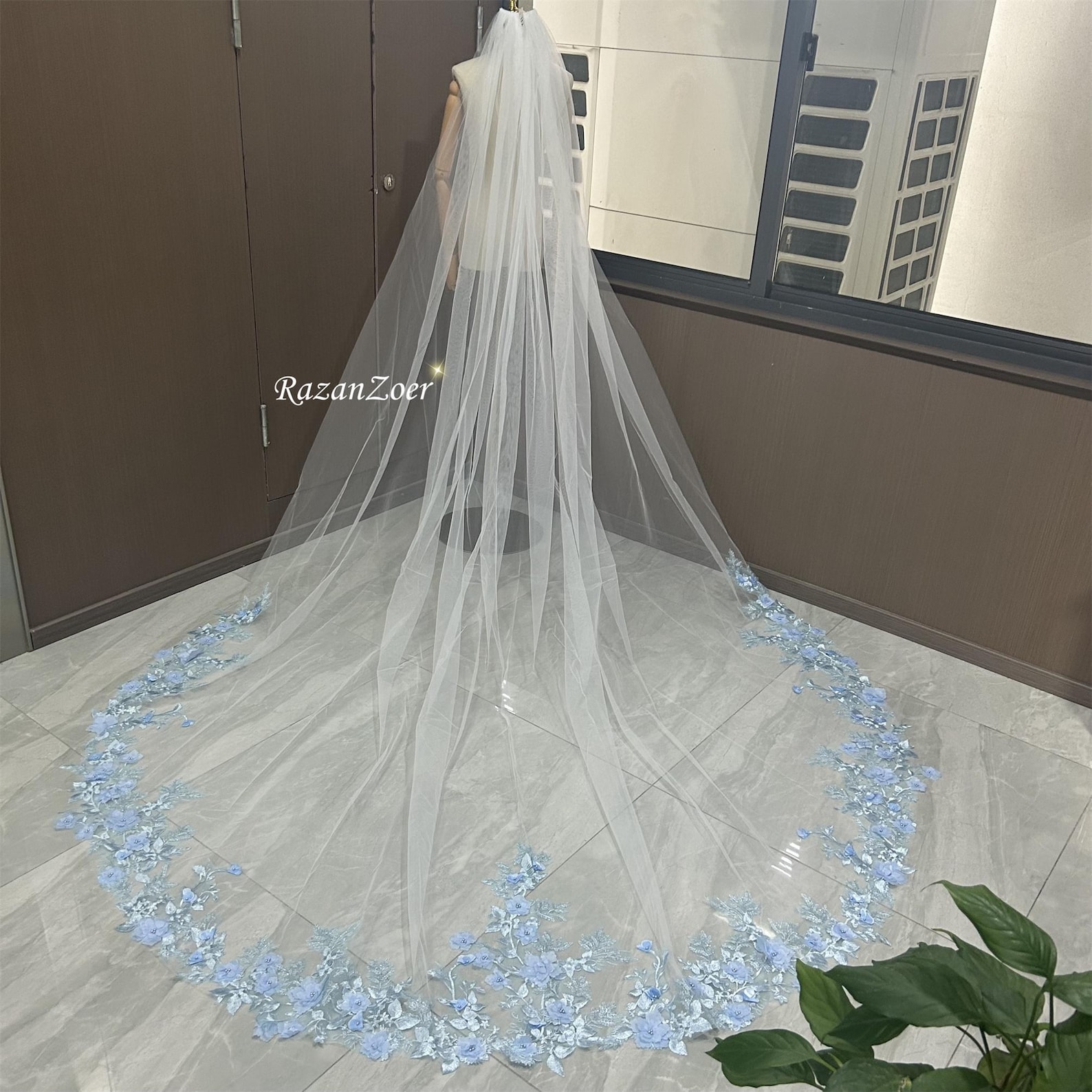 Blue Pearl Floral Lace Veils Flower Wedding Veil, Round Edge Chapel ...