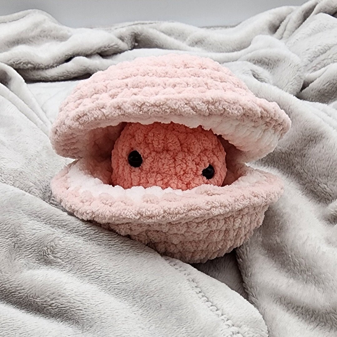Pearl the Clam Crochet Plushie Plush Crochet Amigurumi Nautical Beach ...