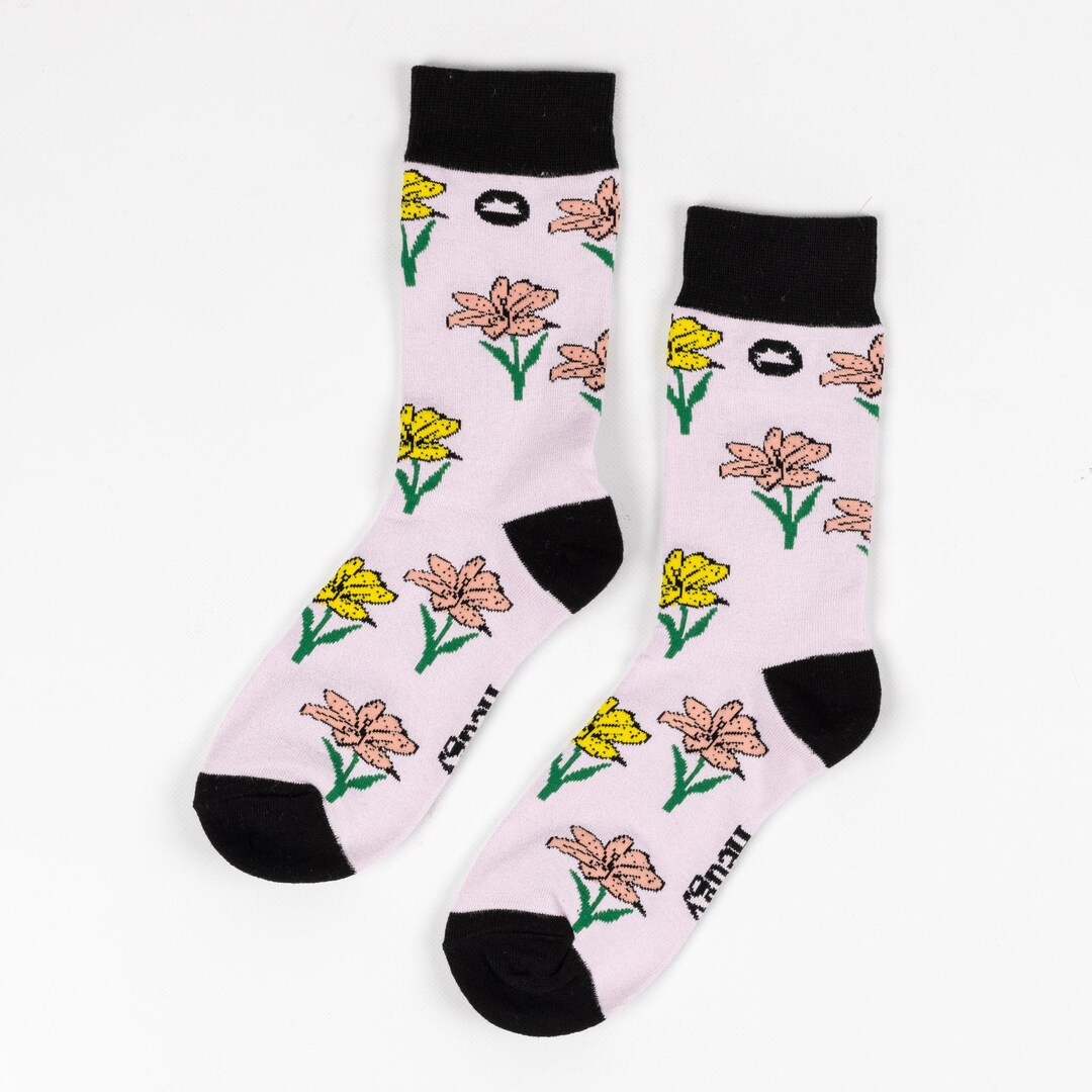 BAMBOO SOCKS | LILY | Flower Socks | Plant Socks | Garden Socks ...
