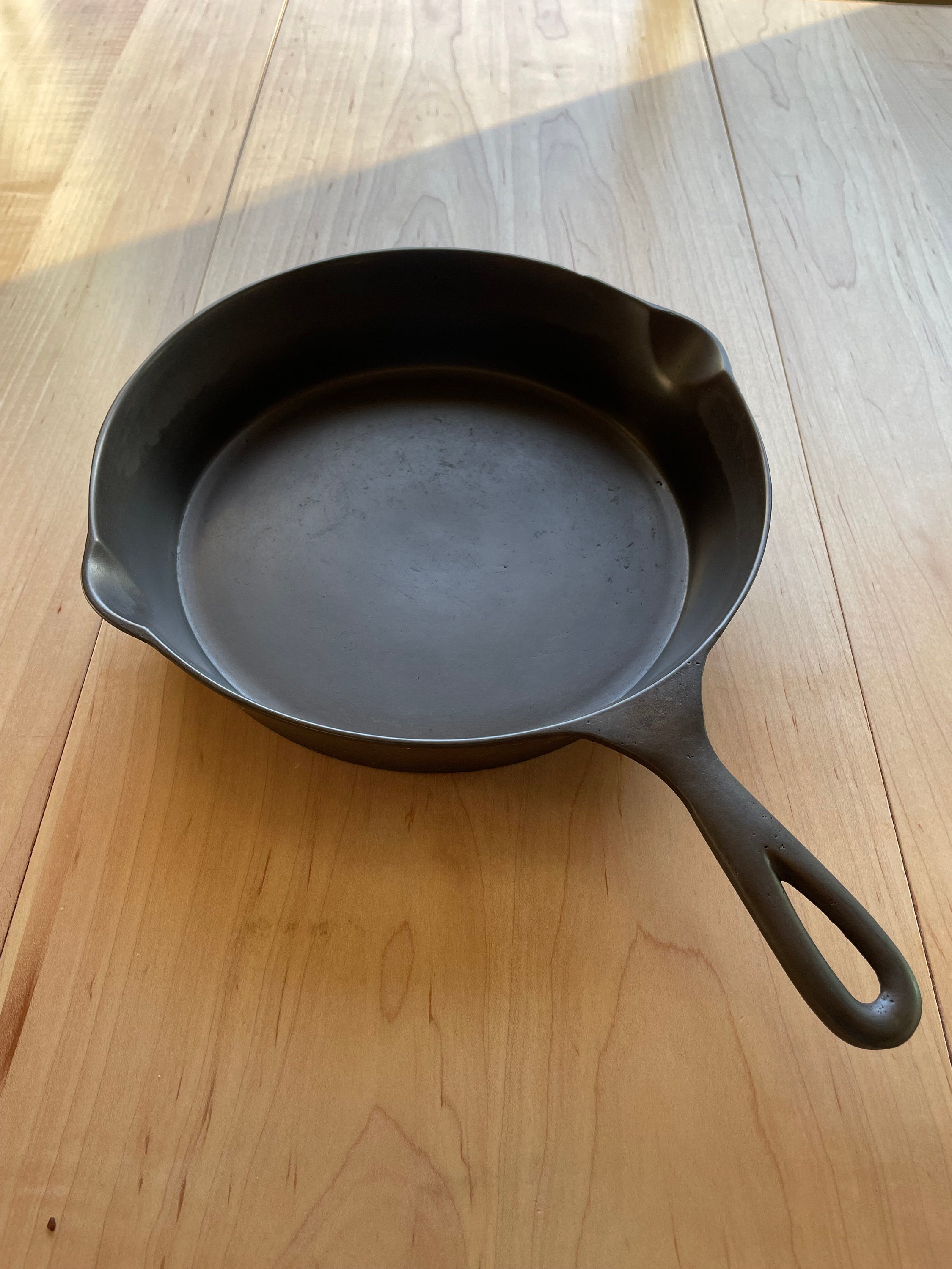 Wapak #8 Z Logo Cast Iron Skillet - Etsy