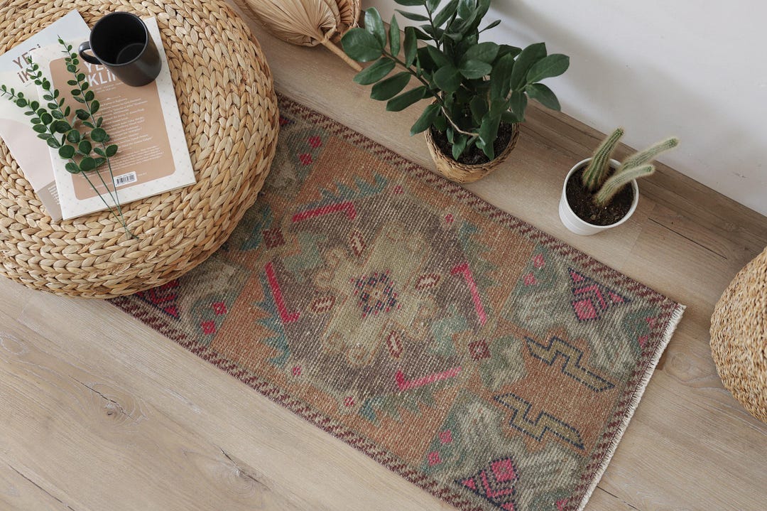 Vintage Turkish Wool Mini Rug, Faded Anatolian Door Mat (2x3) - Etsy