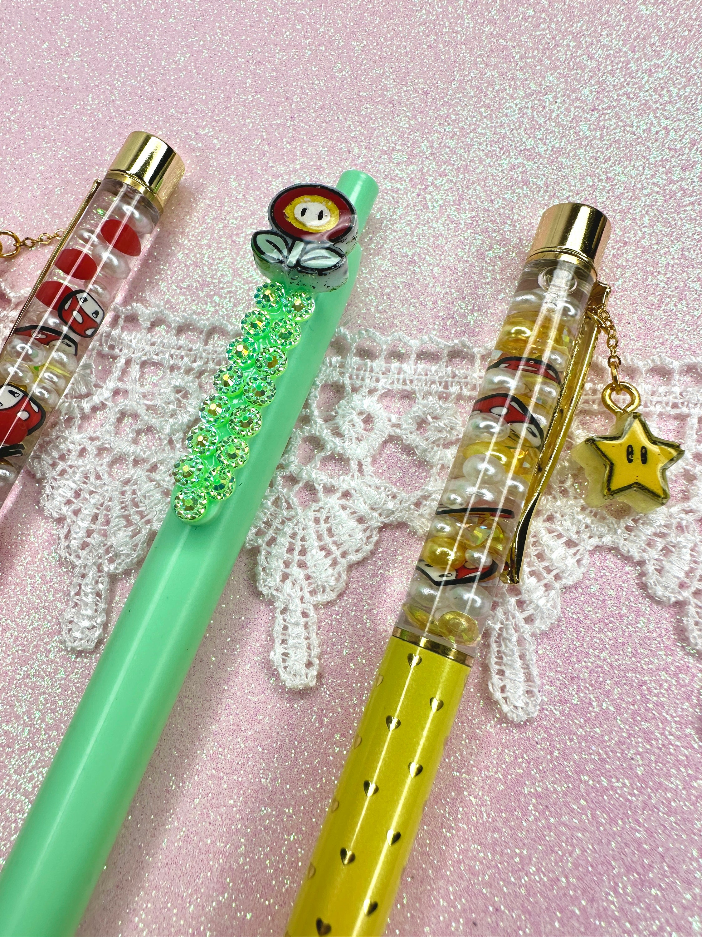 Video Game Inspired Float Pen - Snow Globe Pen - Stationary Pen - Video ...