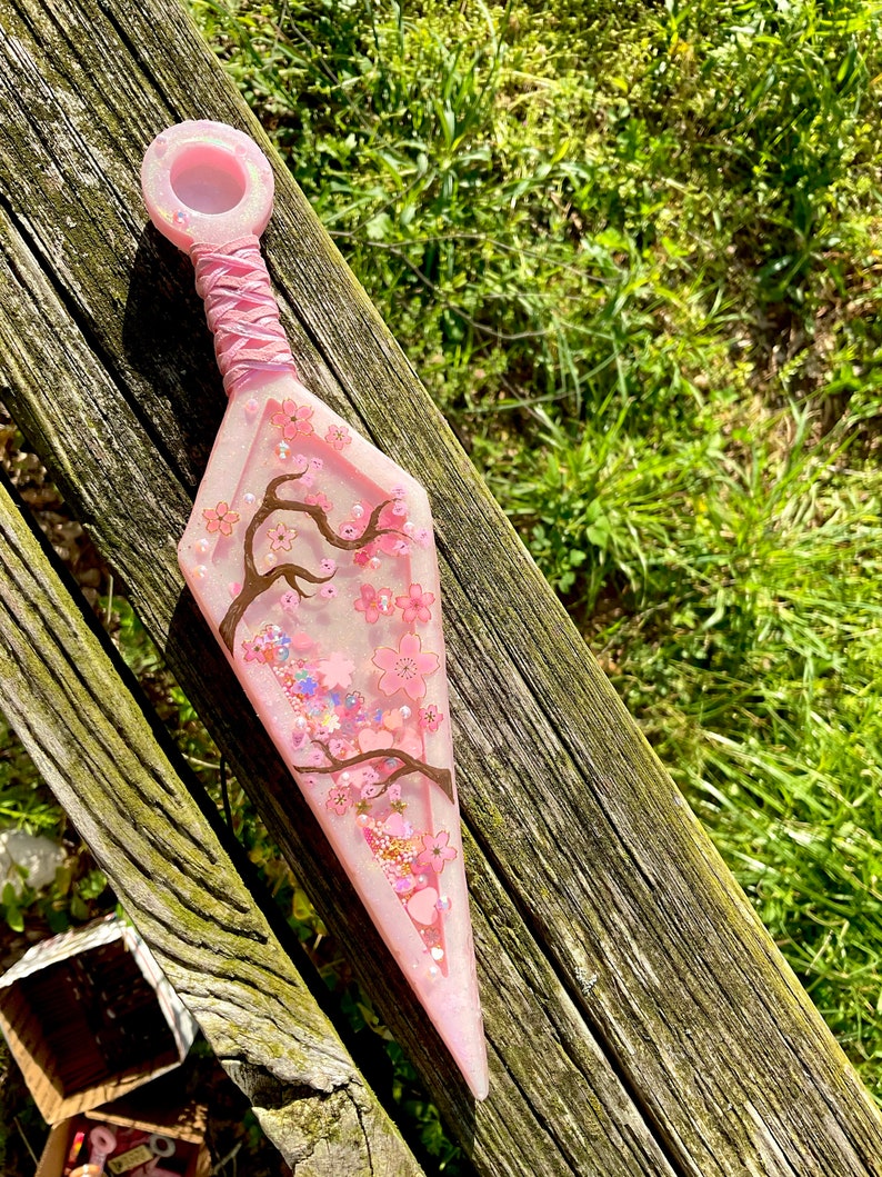 Sakura Pink Iridescent Shaker Kunai - Etsy