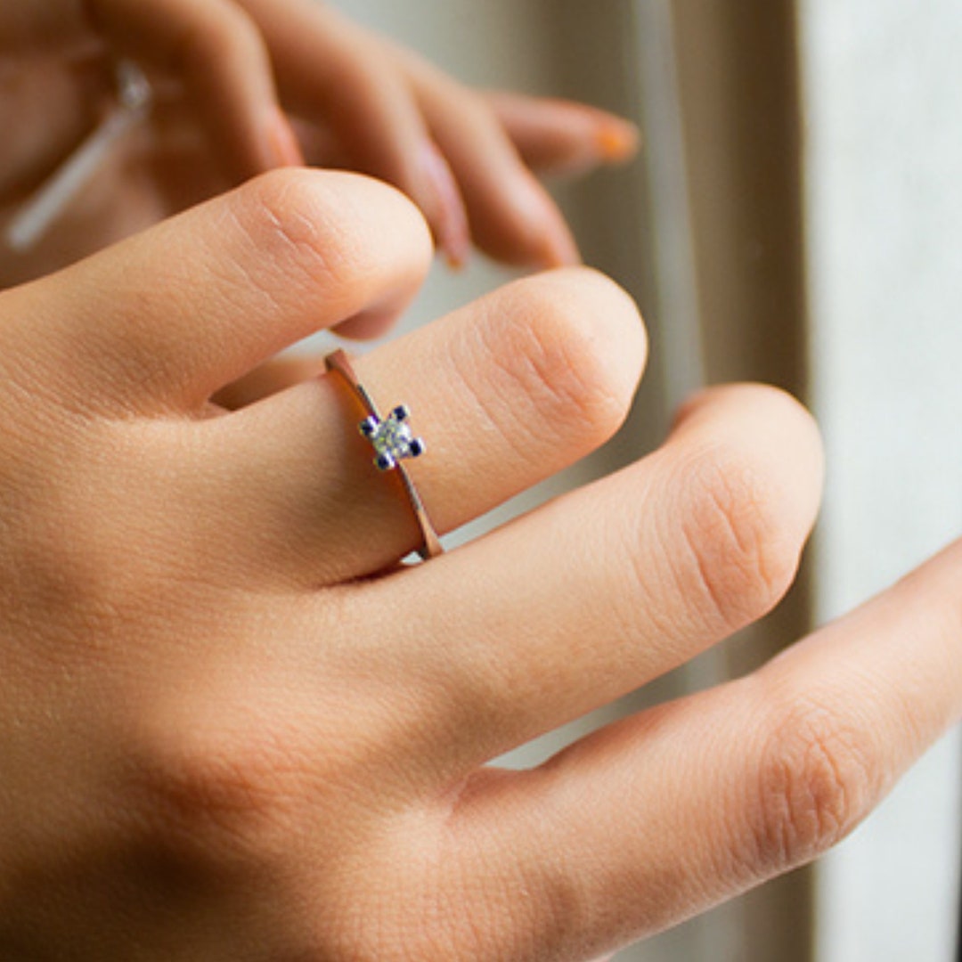 8K Solid Gold 0.10 Ct Diamond Solitaire Ring, Engagement Ring, Wedding ...