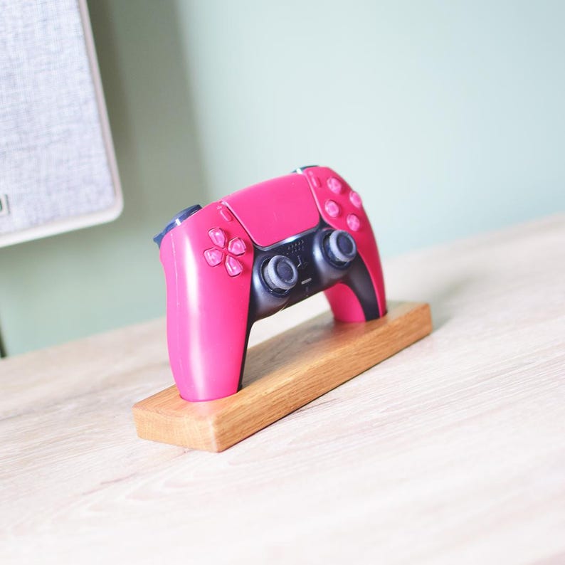 PS5 Dualsense Wooden Controller Carved Vertical Stand Holder Oak Walnut ...