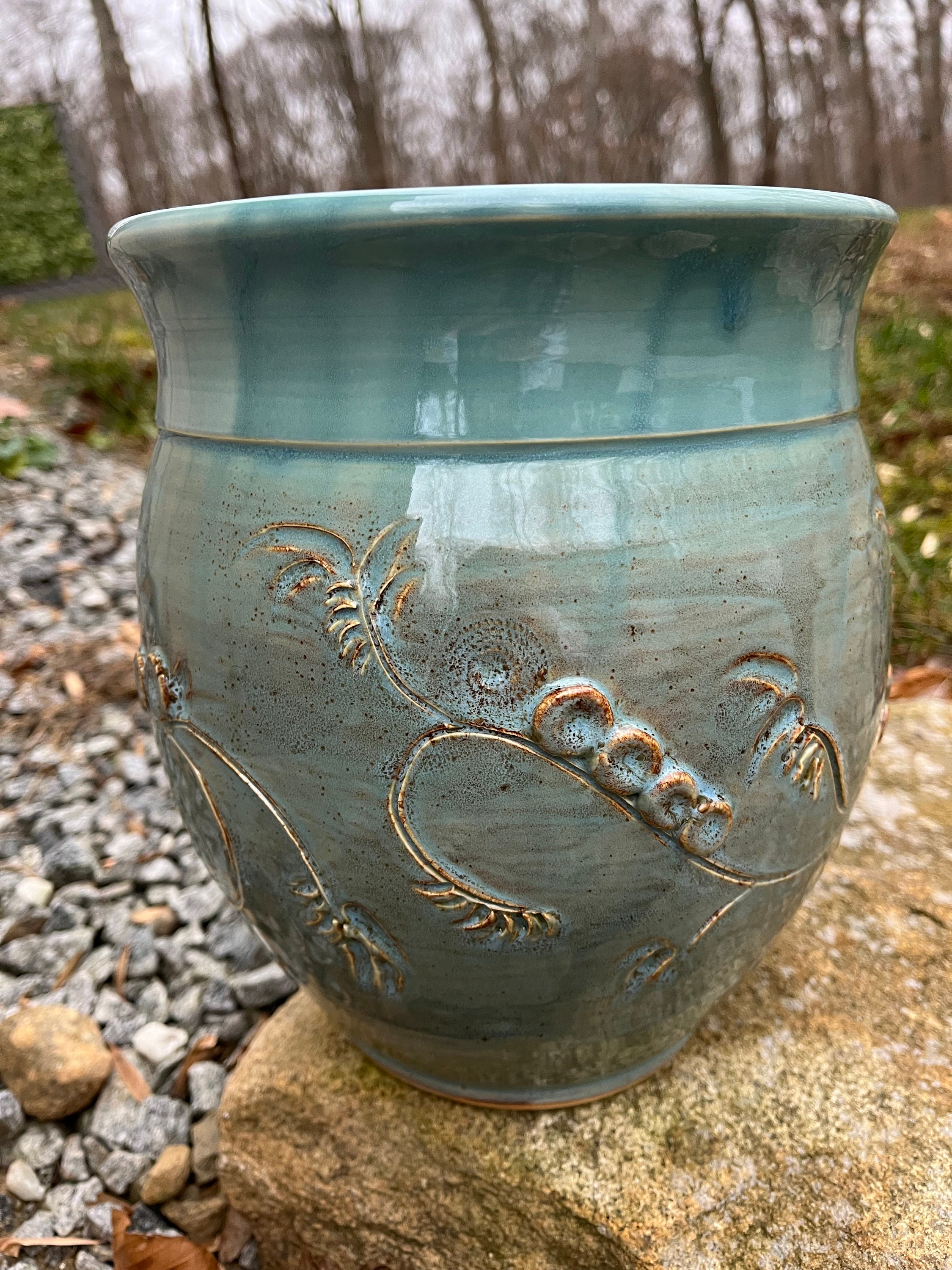 Majestic Ivy Pottery Planter 8.5x 9.5 - Etsy