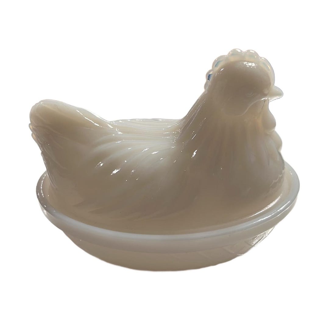 Vintage Indiana White Milk Glass Chicken on Nest Small 4.5x3.5x3.5 ...
