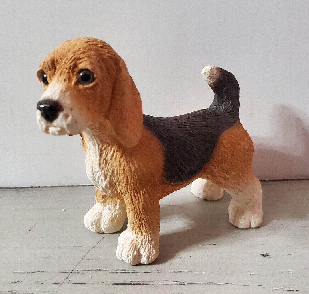 Vintage ceramic beagle puppy dog tricolor figurine collectible - Etsy