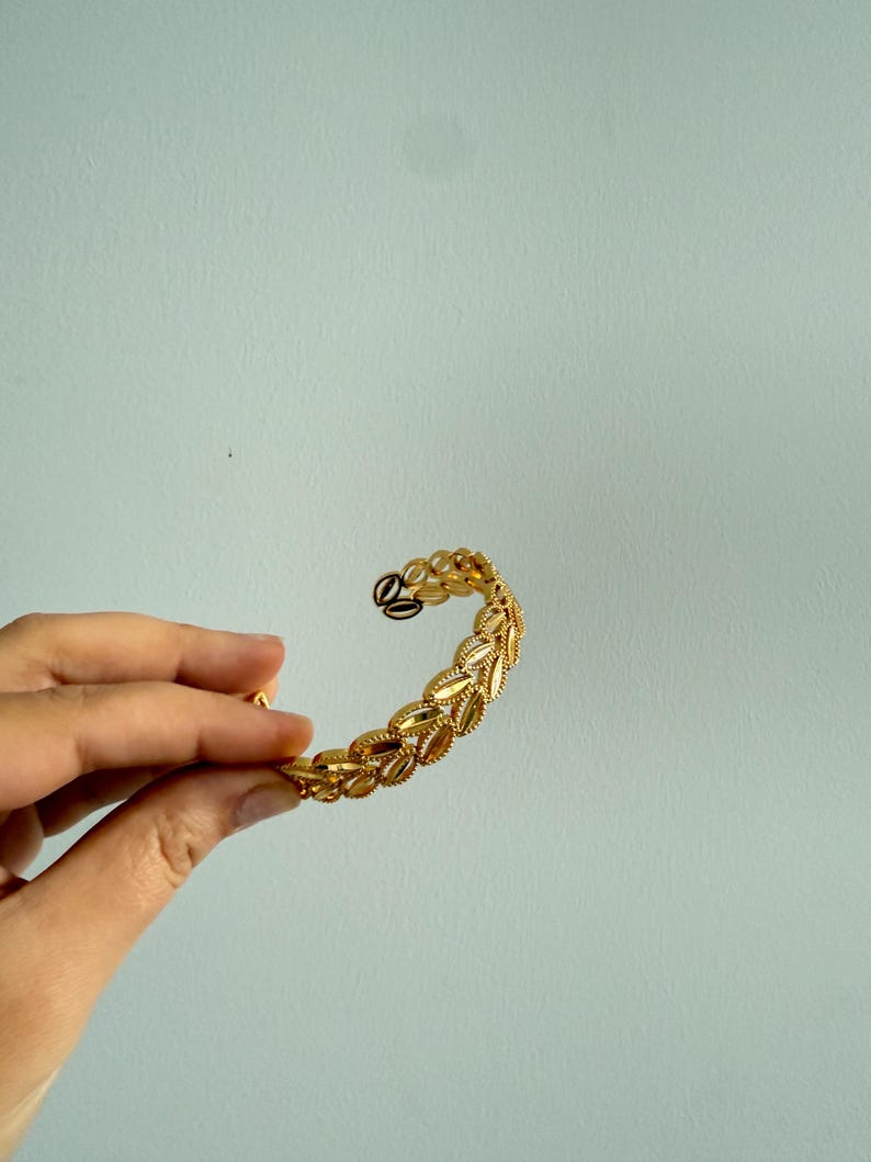 Sabala Cuff Leaf Bracelet - Etsy