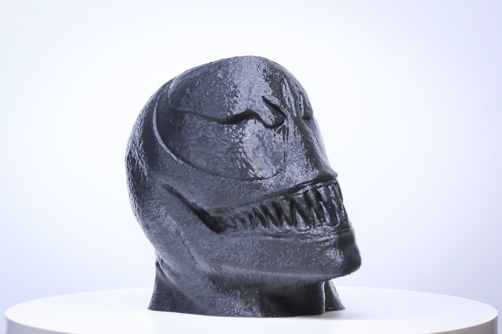 Venom Headphone Stand | Headset Holder | Movie Nerd Gift | Venom ...