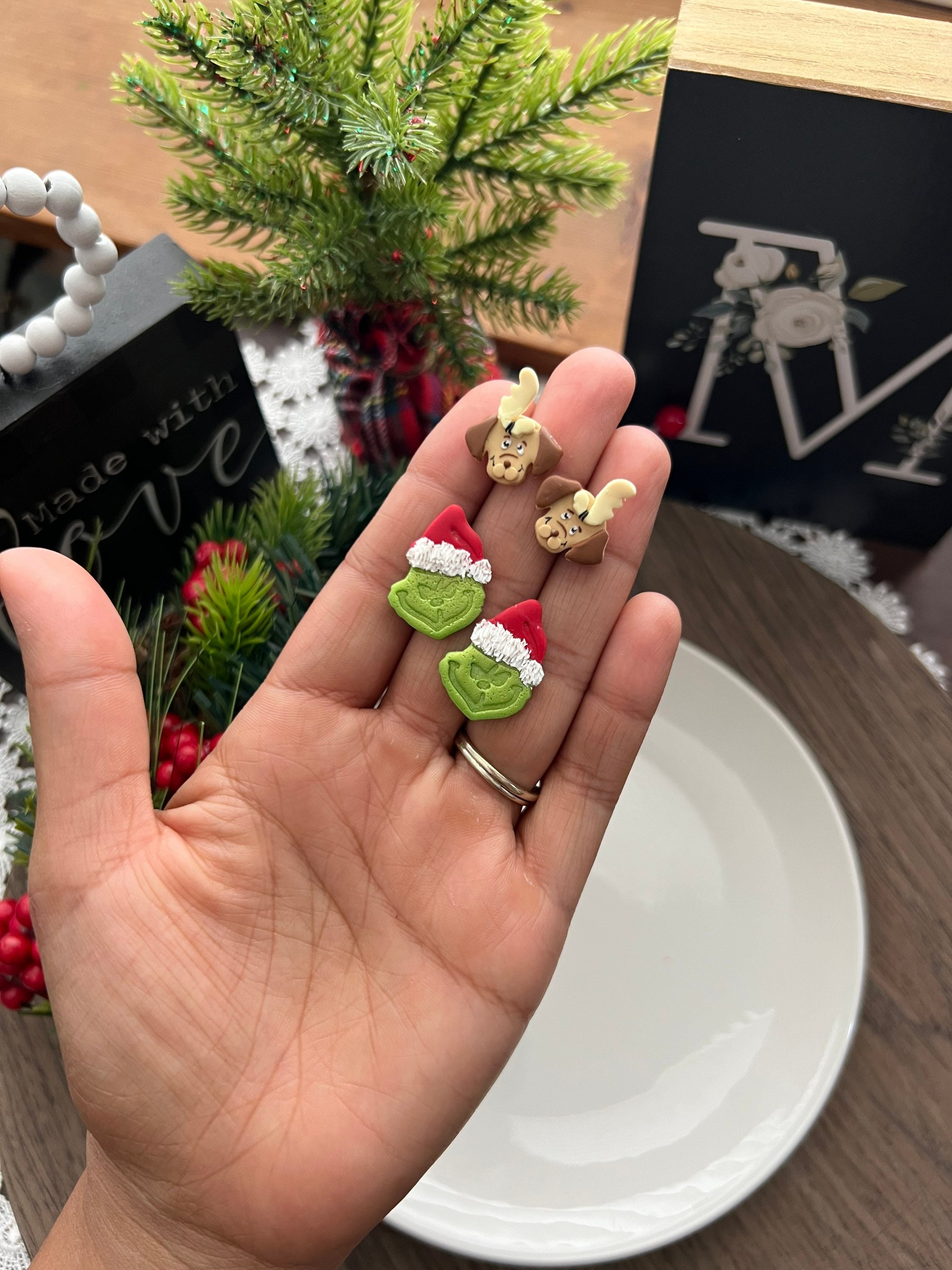 Christmas Clay Dangles and Stud//grinch Theme Clay Earrings. - Etsy