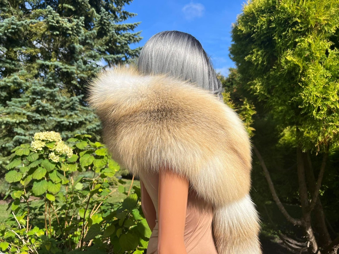 Golden Island Fox Fur Wrap 2 Tails saga Furs - Etsy