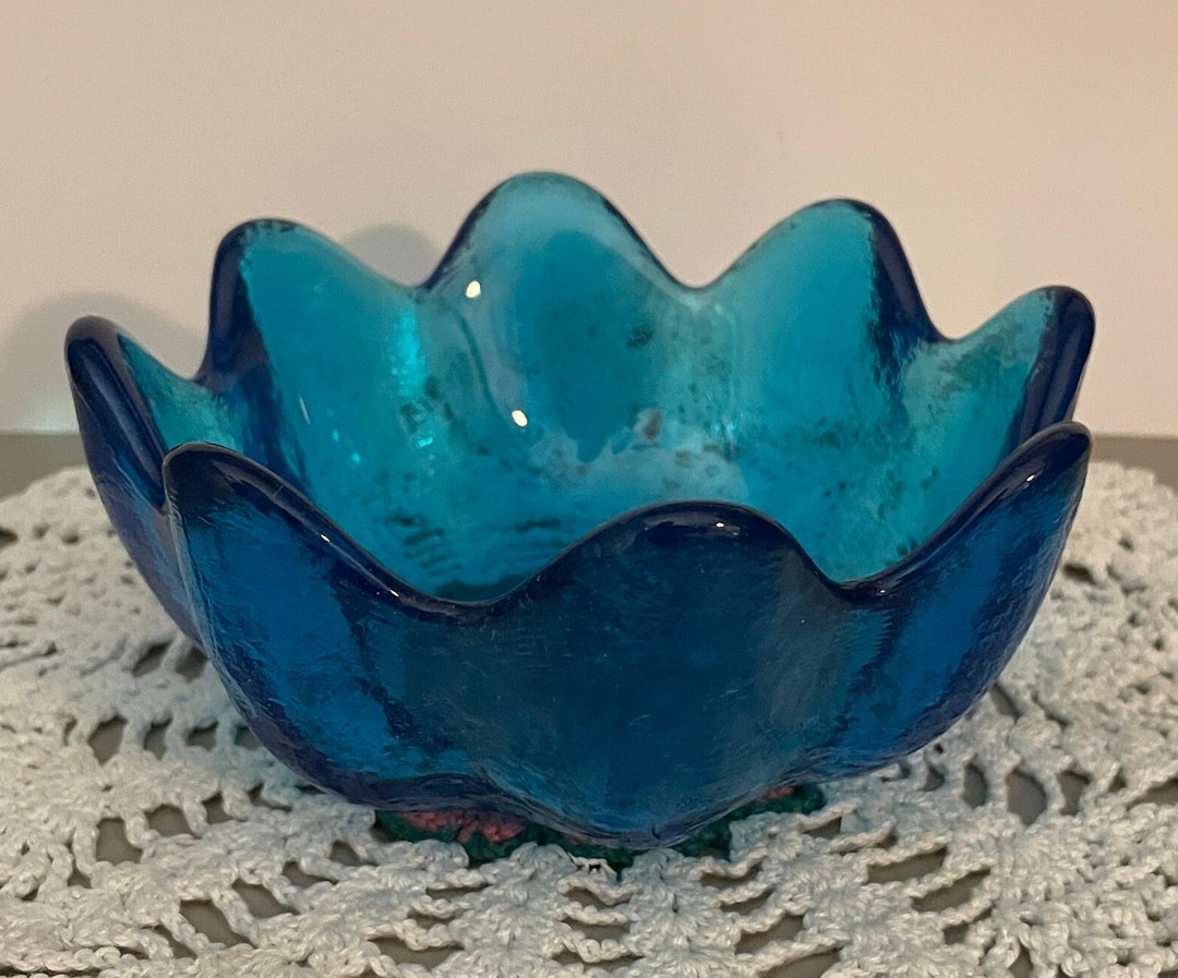 Vintage Blenko Glass Blue Textured Lotus Flower Bowl - Etsy