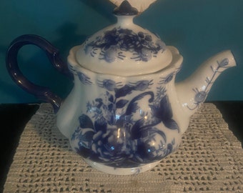 Flow Blue Teapot - Etsy