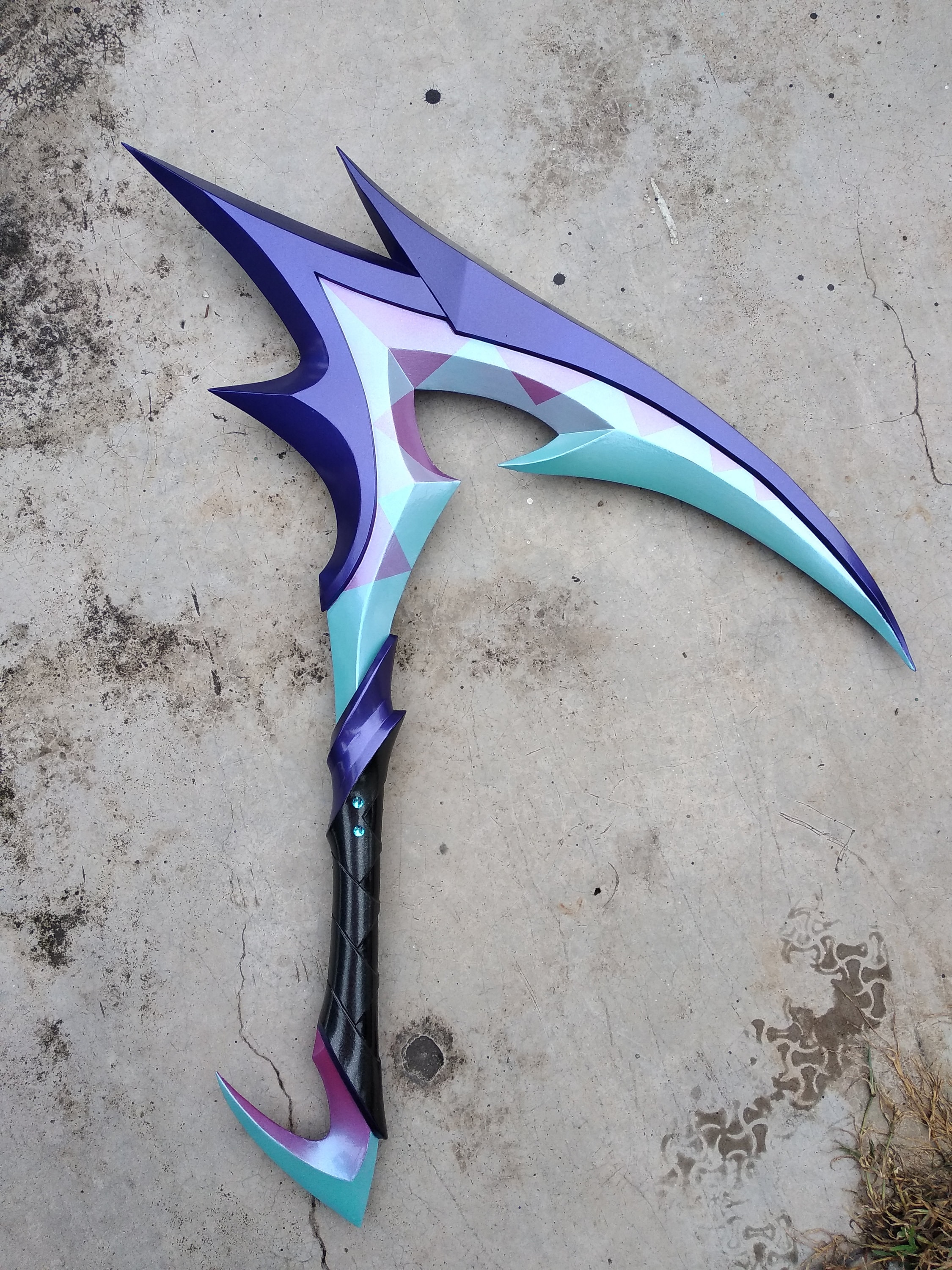 League of Legends K/DA Akali Cosplay Weapon Pepakura File the Baddest ...