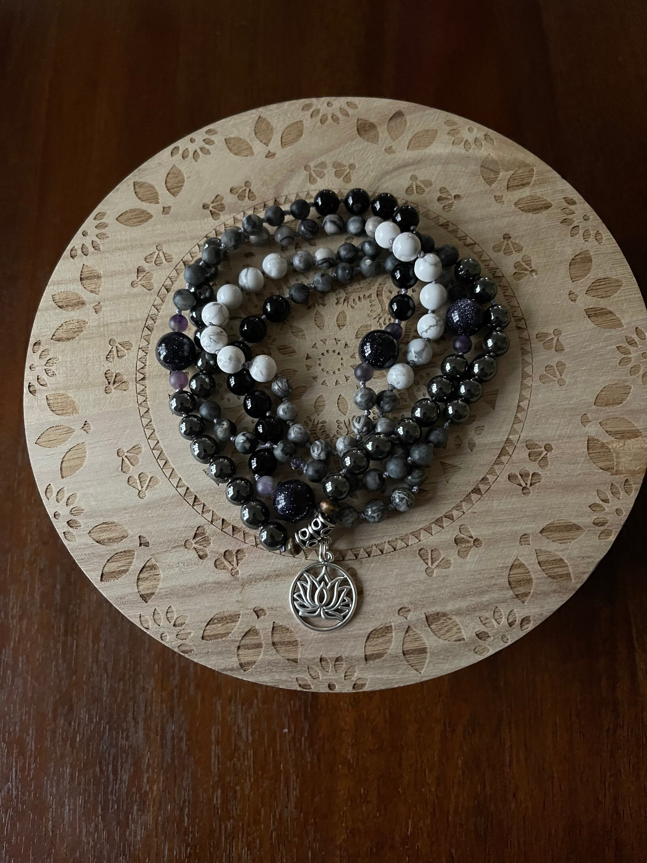 Yin Yang Black and White Zen Mala Hand Made Crystal Gem Japa Mala ...
