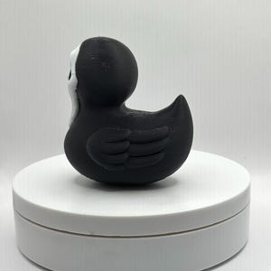 Scream Duck 3D Print File: Horror Icon STL/3MF Digital Download - Etsy