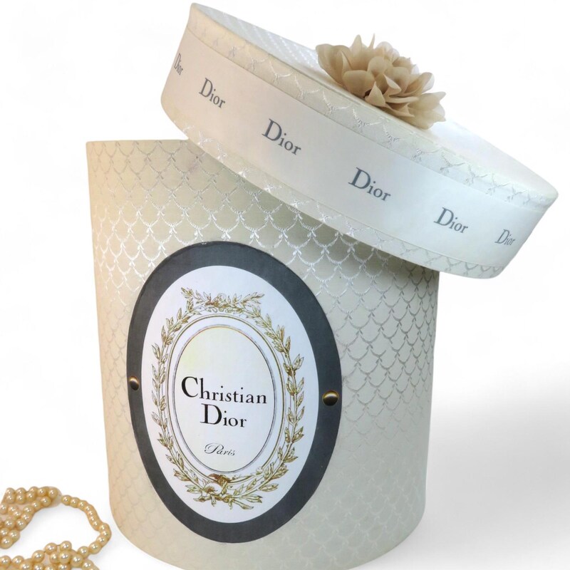 Vintage Hat Box - Etsy