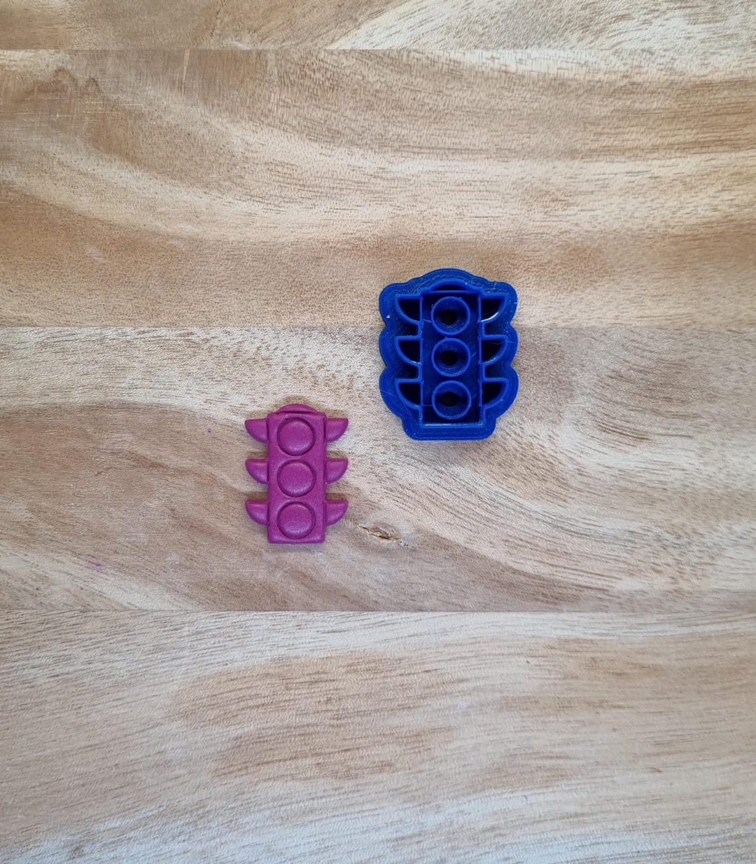 Traffic Light Cutter for Polymer Clay / Embossed Cutter / Stamp - Etsy