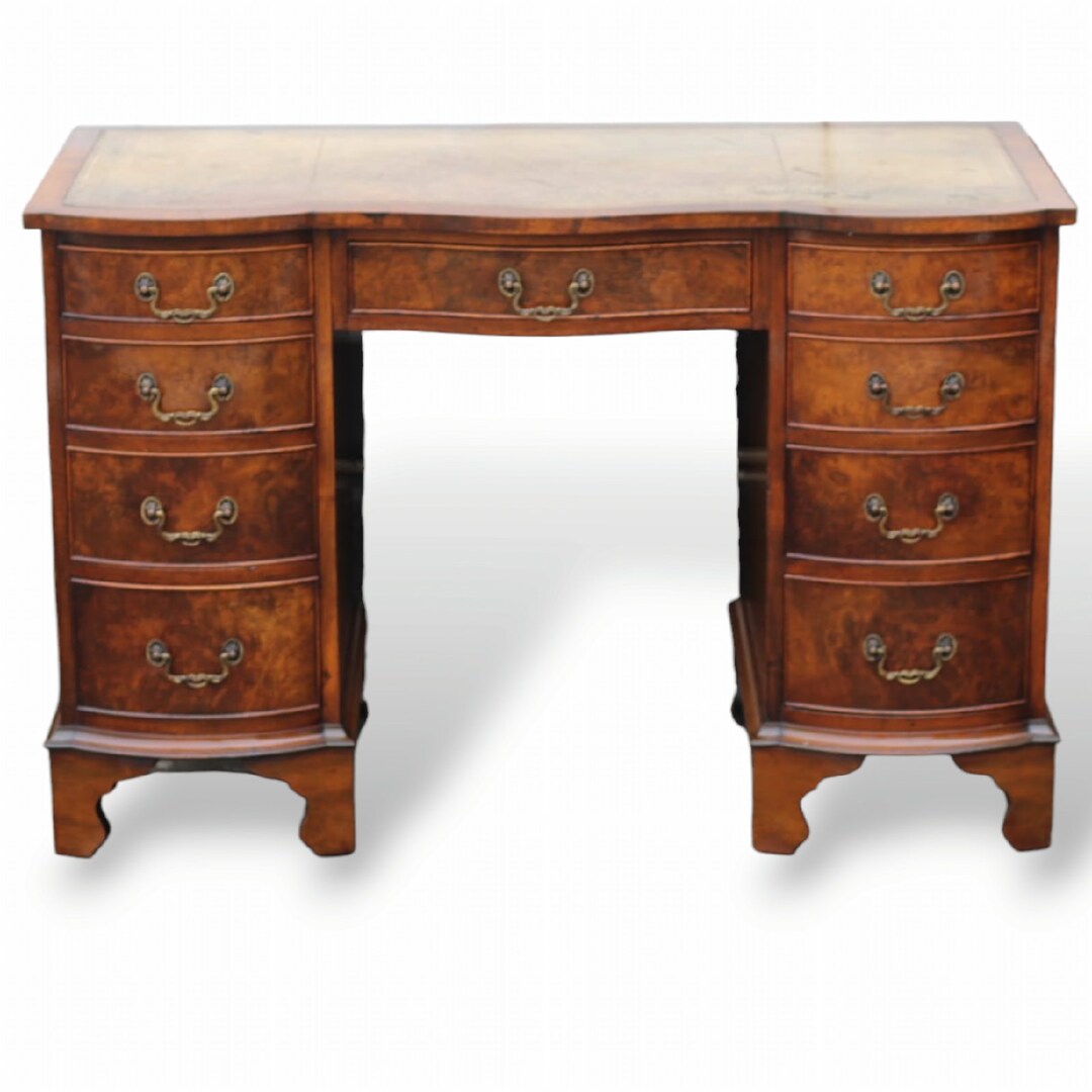 Bevan Funnell Reprodux George III Style Leather Top Mahogany Pedestal ...