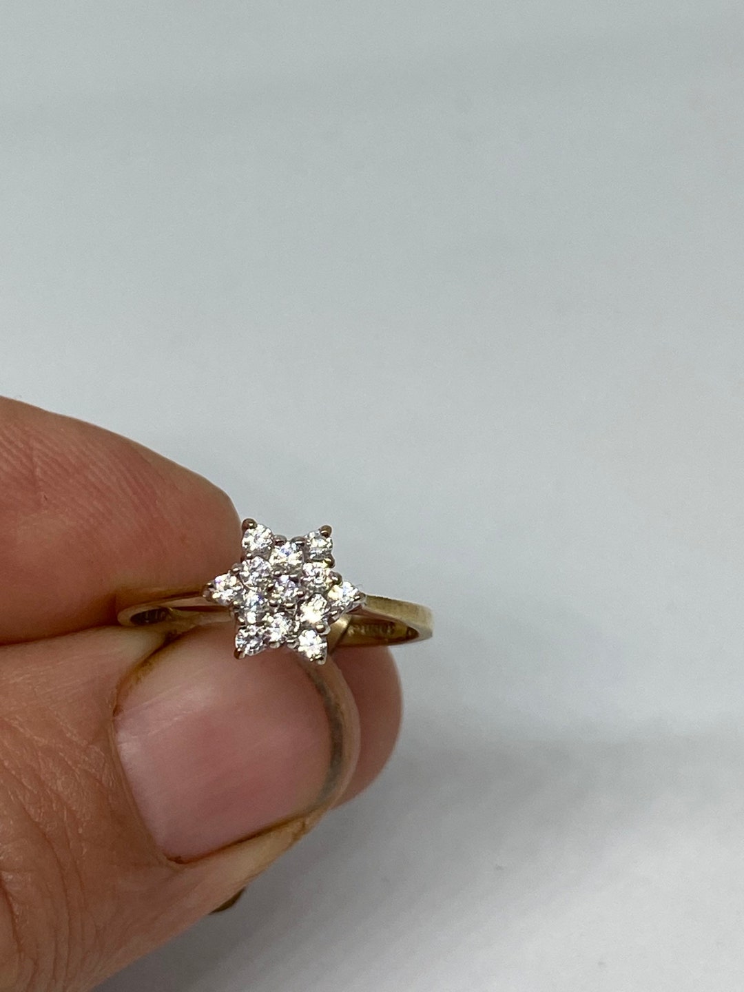 9ct Gold Diamond Cluster Ring Size K - Etsy