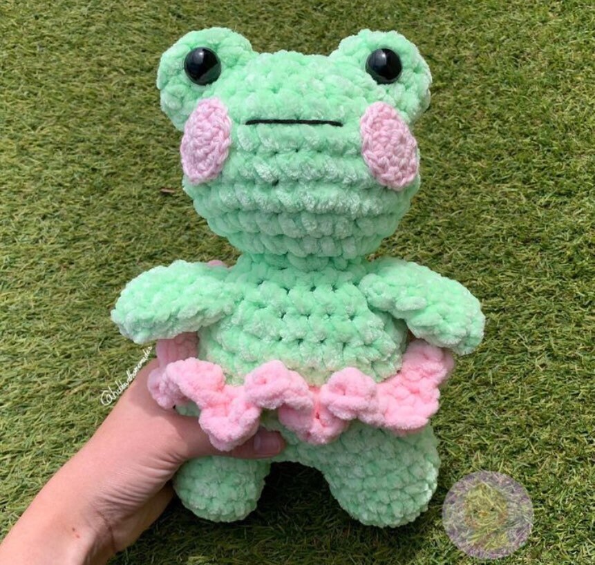 Handmade Crochet Frog on With Tutu Kawaii Cute - Etsy