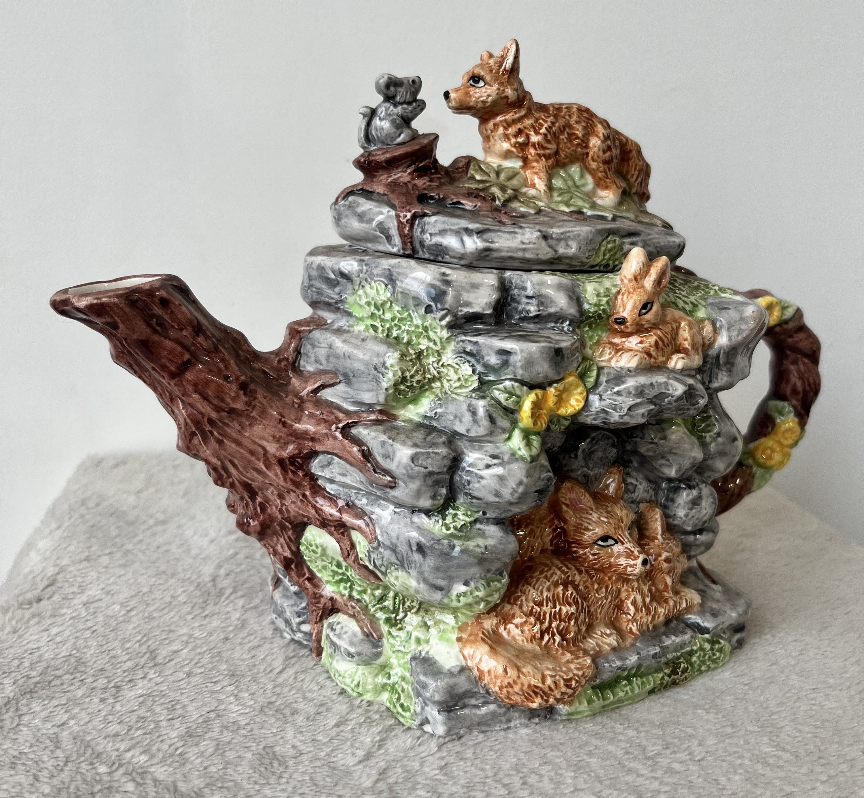 Collectible Decorative Teapot by Leonardo, the Fox and Hounds ...