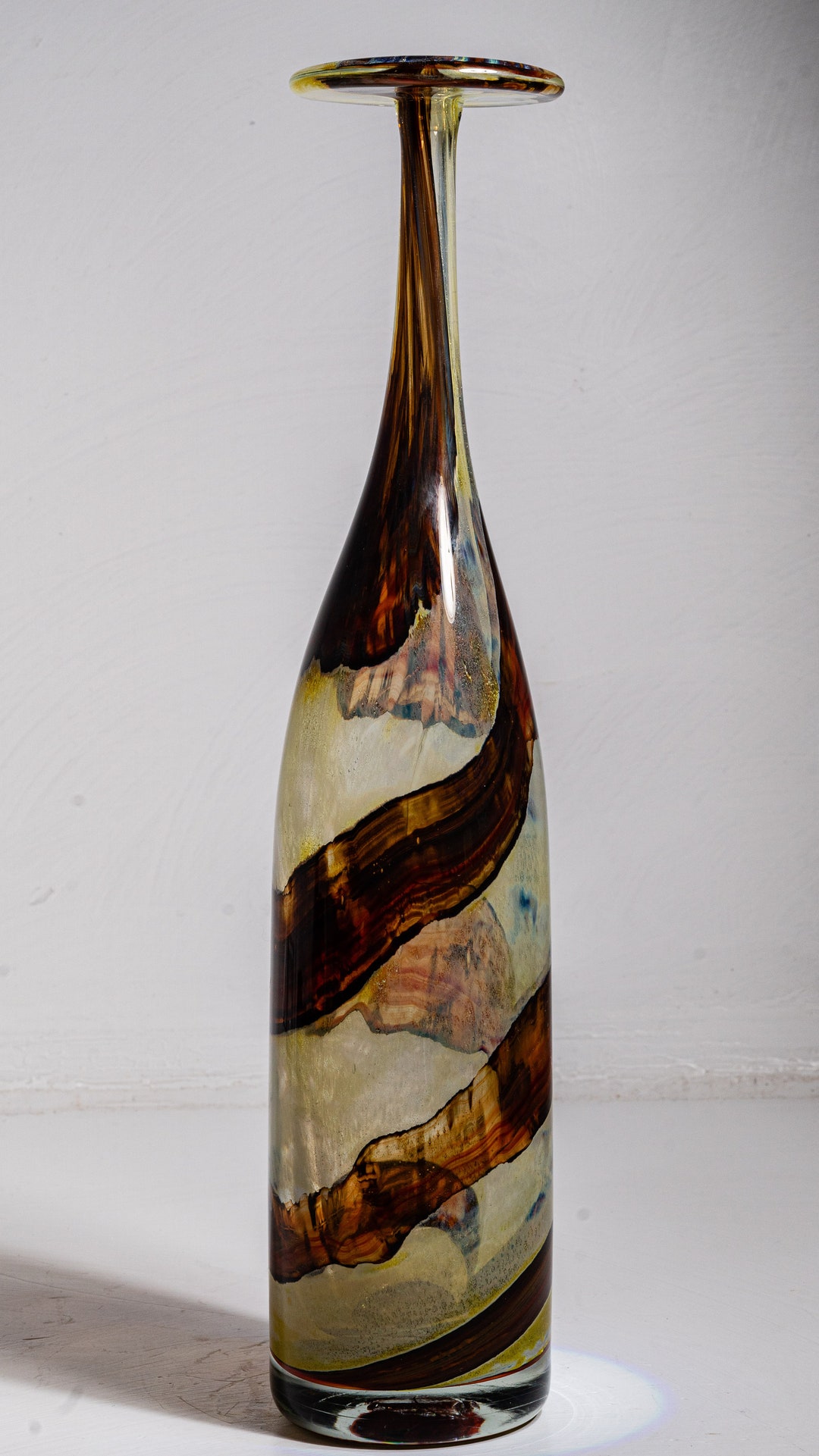 Michael Harris Kerry Glass under License From Isle of Wight Studio ...