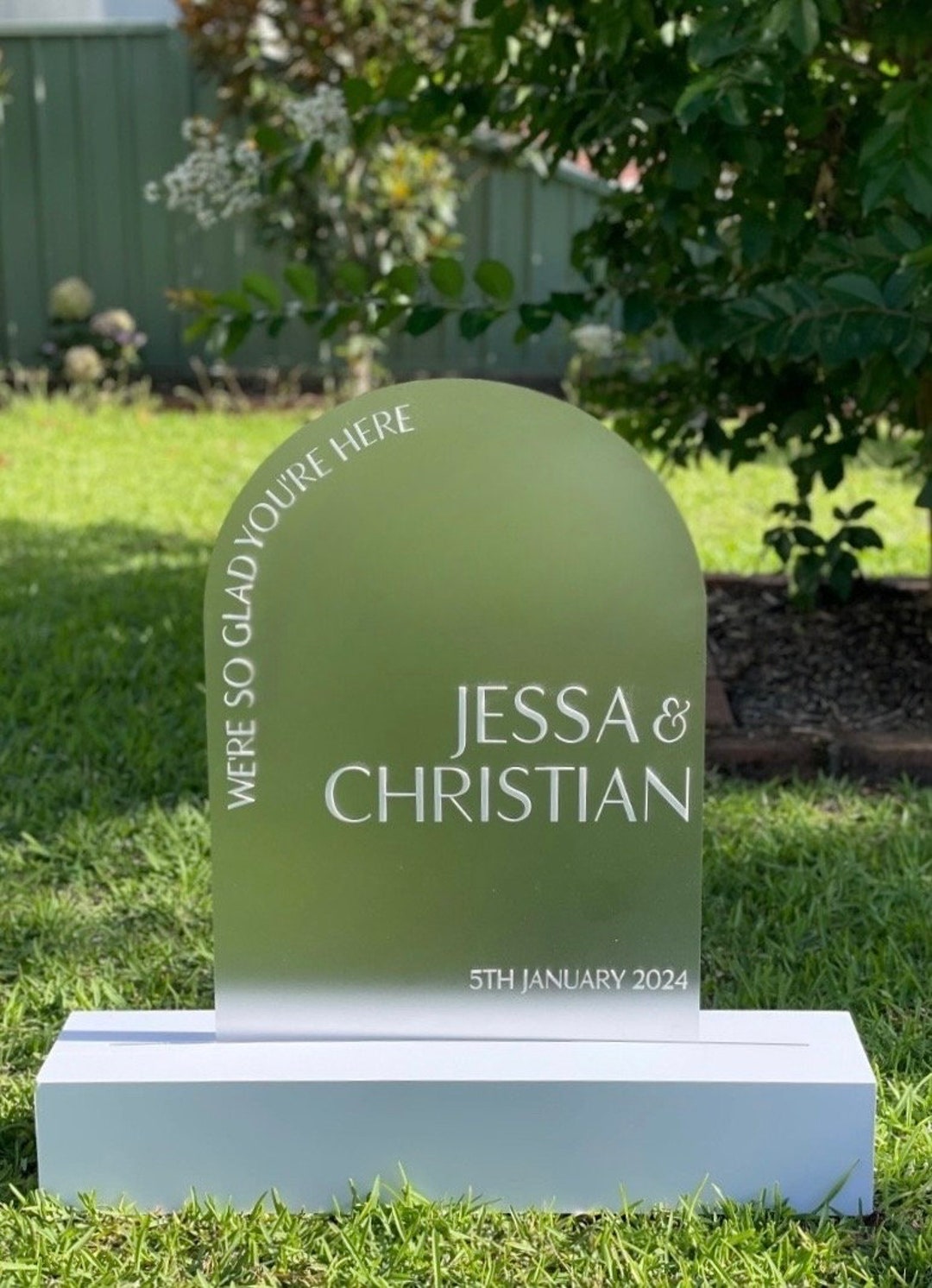 Arched Acrylic Wedding Welcome Sign | Event Sign | Wedding Sign | A1 ...