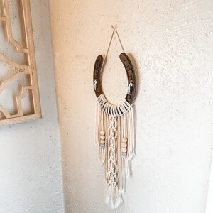 Macrame Horseshoe Wall Hanging Decor Art - Etsy