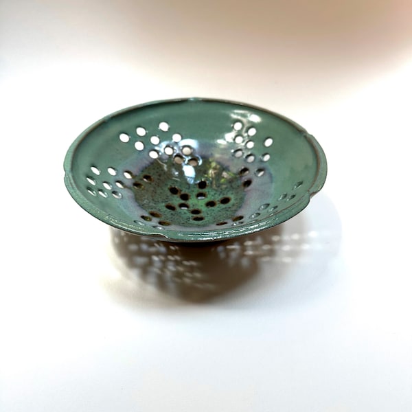 Berry Bowl - Etsy