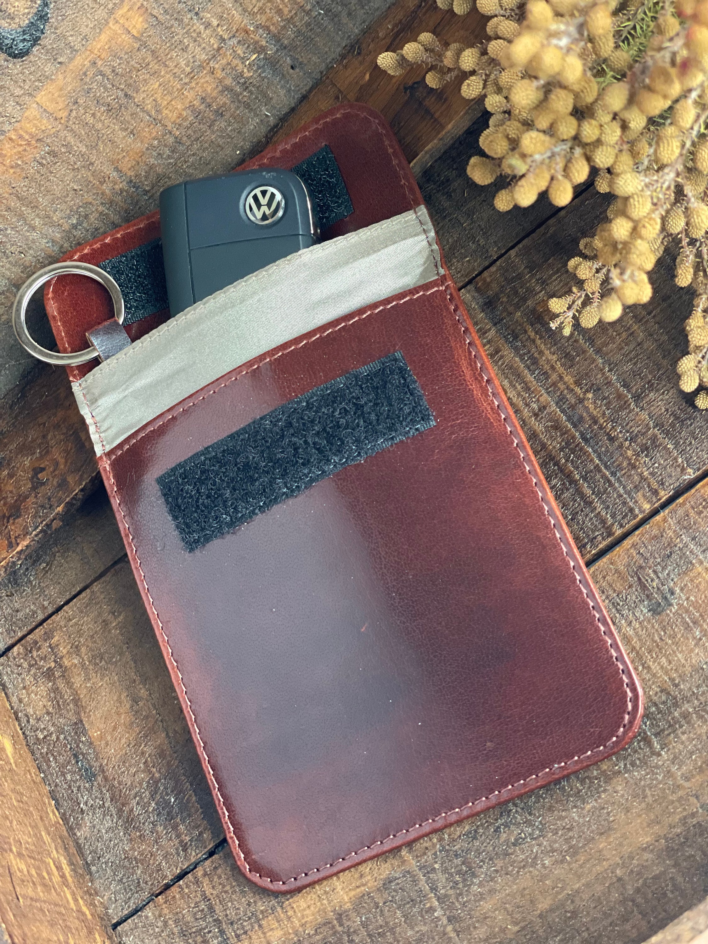 Personalised Luxury Leather RFID/ Faraday Key Pouch - Etsy UK