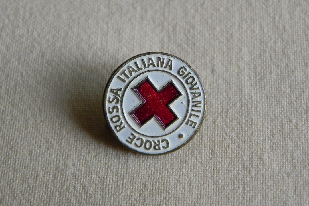 Badge of the Italian Youth Red Cross 1960s - Etsy