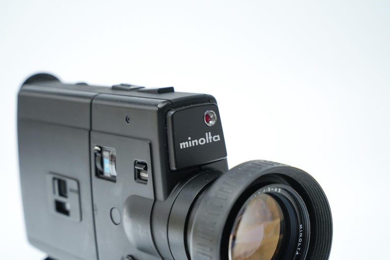 Minolta XL601 Super 8 Camera – F/1.7 Rokkor Lens, 6x Zoom, Split Focus ...