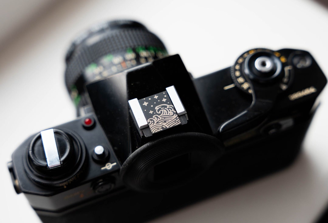 Personalized Hot Shoe Cover the Japanese Wave Custom Engraved Design ...