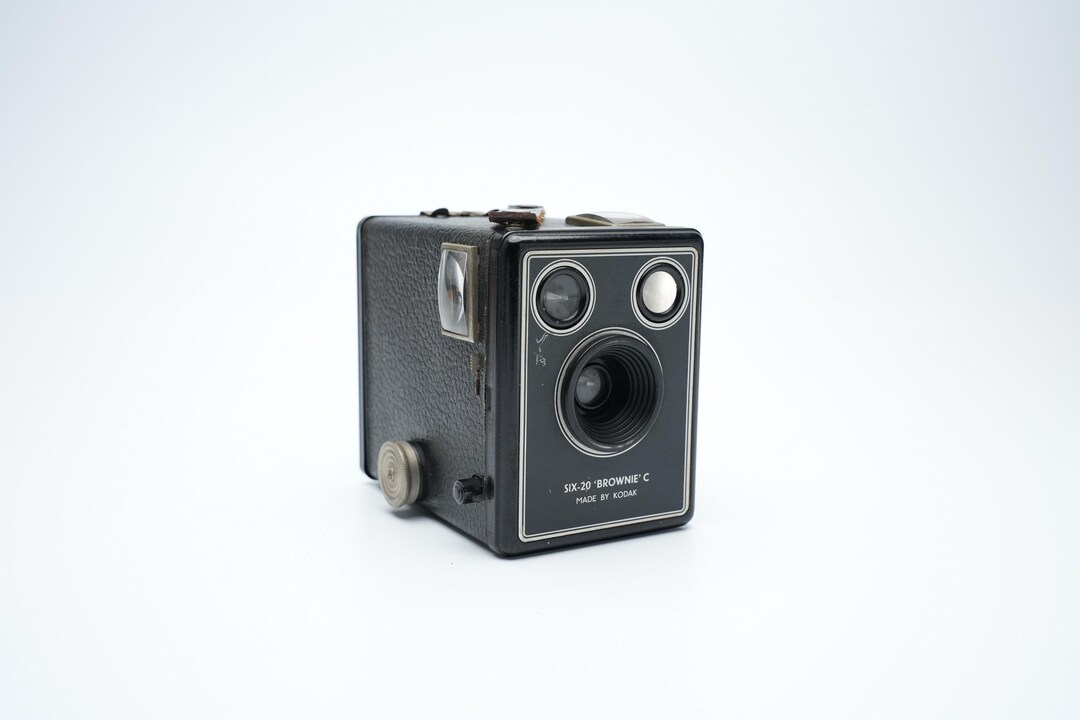 Kodak Six-20 Brownie C Box Camera – Classic 1940s Design - Etsy