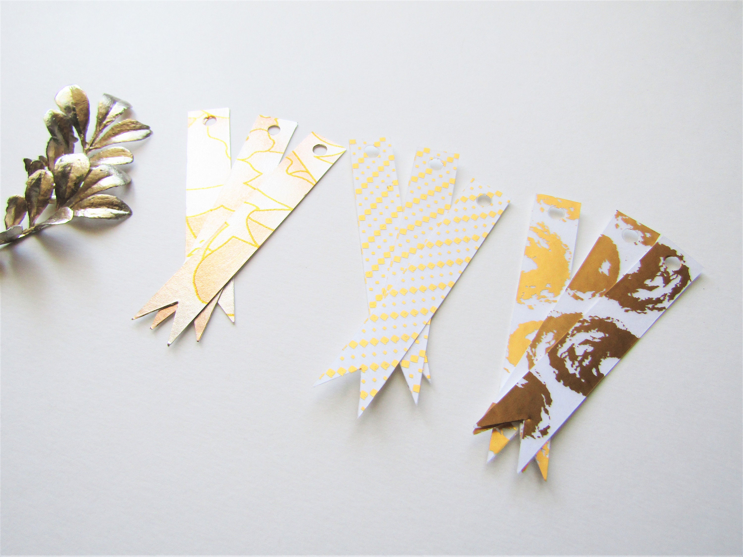 9 Long Gift Tags, Gold and White Tags, Long Rectangle Tags, Shiny Tags ...