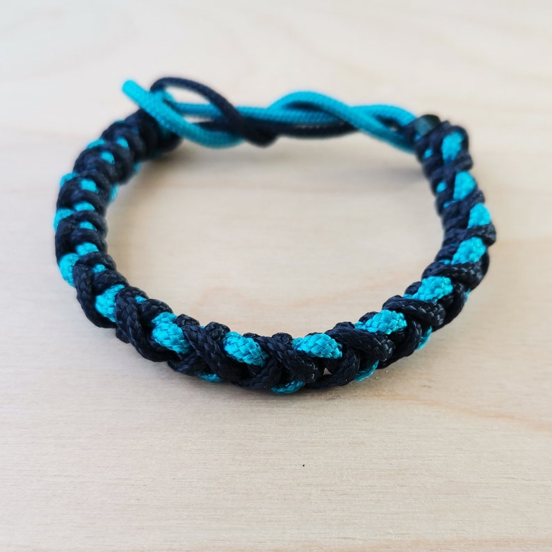 Custom Thin Paracord Bracelet in 52 Colors, Adjustable Paracord ...