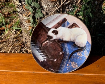 Collectable Siamese Cat Plate ' Statuesque', by Daphne Baxter. Limited ...