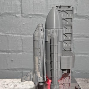 3d-printed NASA Space Shuttle Launch Model With Light and Water Vapor ...